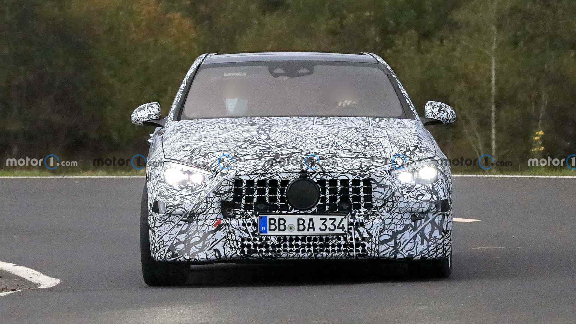 【文章】梅赛德斯-AMG C45曝光：新一代C级高性能版测试车曝光，或将命名C45，替代C43，而非此前报道的C53，以扩大与C63的差异 ...