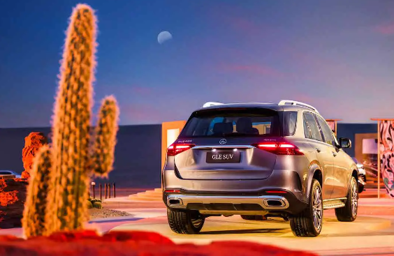 【文章】2024款奔驰GLE上市，69.98万起售！日前，2024款奔驰GLE正式上市。动力系统方面，新车提供2.0T发动机+48V轻混系统、2.5T发动机+48V轻混系统、2.0T插电混动 ...