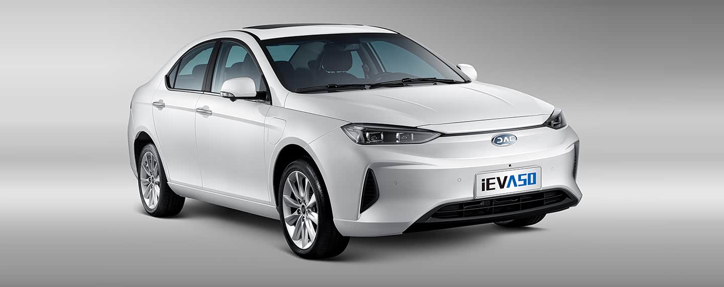 【文章】江淮iEVA50新增换电版车型，三分钟即可完成换电。近日，我们从江淮汽车带来了旗下江淮iEVA50新增车型的上市，共推出了两款换电版车型，官方指导价为12.98万元与13.38万元。新 ...