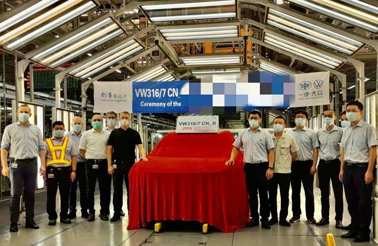 【文章】一汽-大众ID.初见白车身下线，新车定位于一款纯电动紧凑型SUV，基于大众MEB平台而打造。作为ID.家族首款使用中文命名的车型，该车专为中国市场而打造。其整体造型延续了ID.家族的 ...