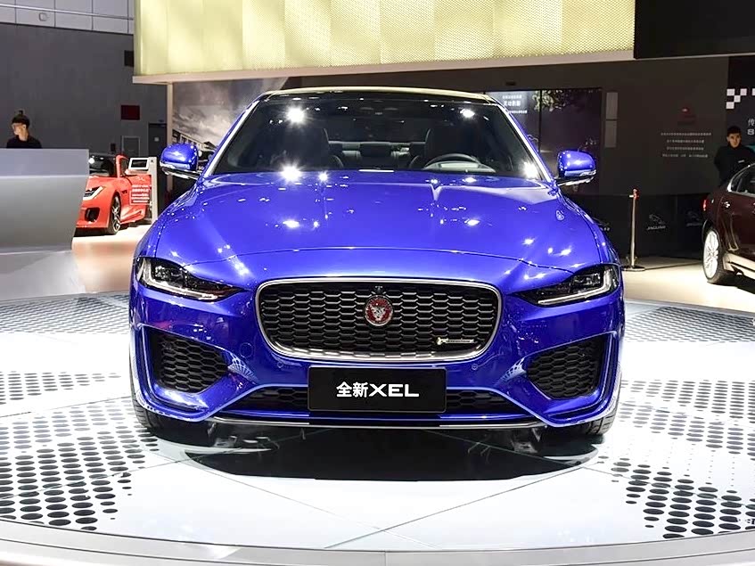 【文章】捷豹新款XEL正式上市，共推出5款车型，售价为28.98-38.06万元。内饰方面，捷豹新款XEL的中控台配备了全新样式的多功能方向盘、12.3英寸全液晶仪表盘、10.2英寸中控台液晶 ...
