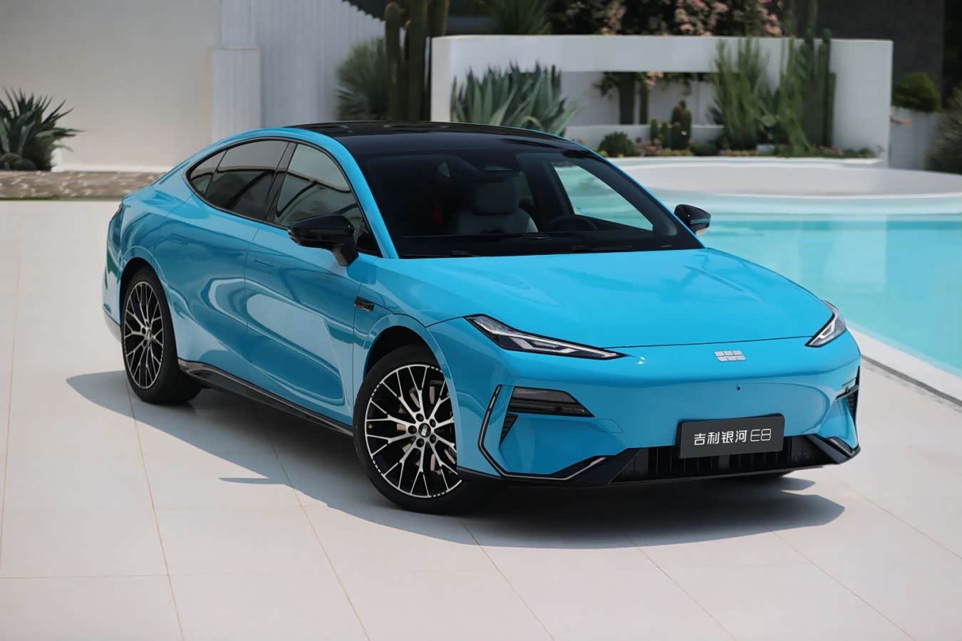 【文章】【吉利银河E8两驱龙腾版+四驱龙腾版正式发布，售价16.58w起】4月15日，吉利汽车正式发布了吉利银河E8两款全新版型“550km 400V两驱龙腾版“及“620km 800V四驱 ...