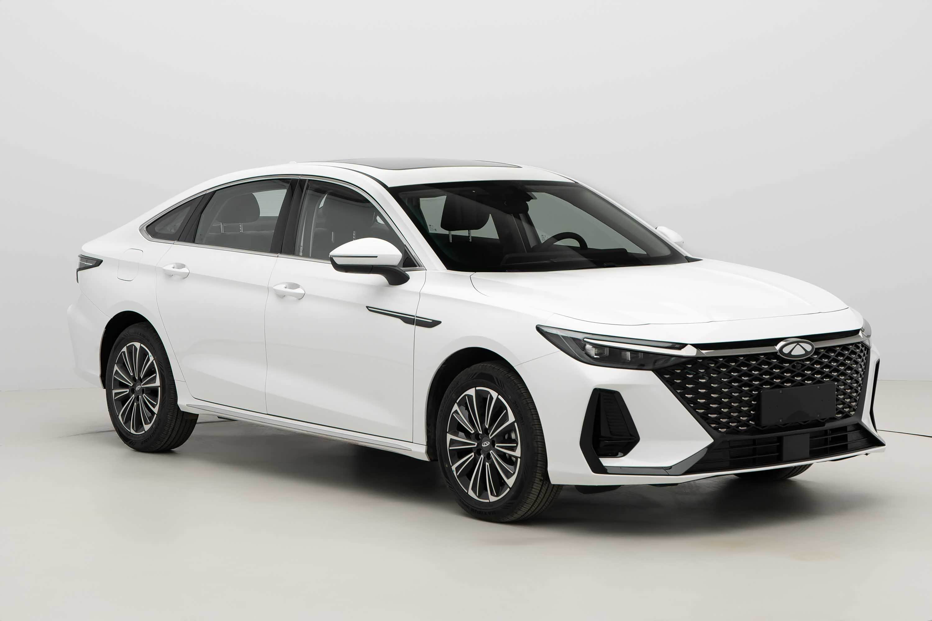 【文章】【新款奇瑞风云A8 C-DM申报图曝光】2025年1月10日，工信部第391批《道路机动车辆生产企业及产品公告》新产品公示，新款奇瑞风云A8 C-DM申报图曝光。新车是一款插电式混合 ...