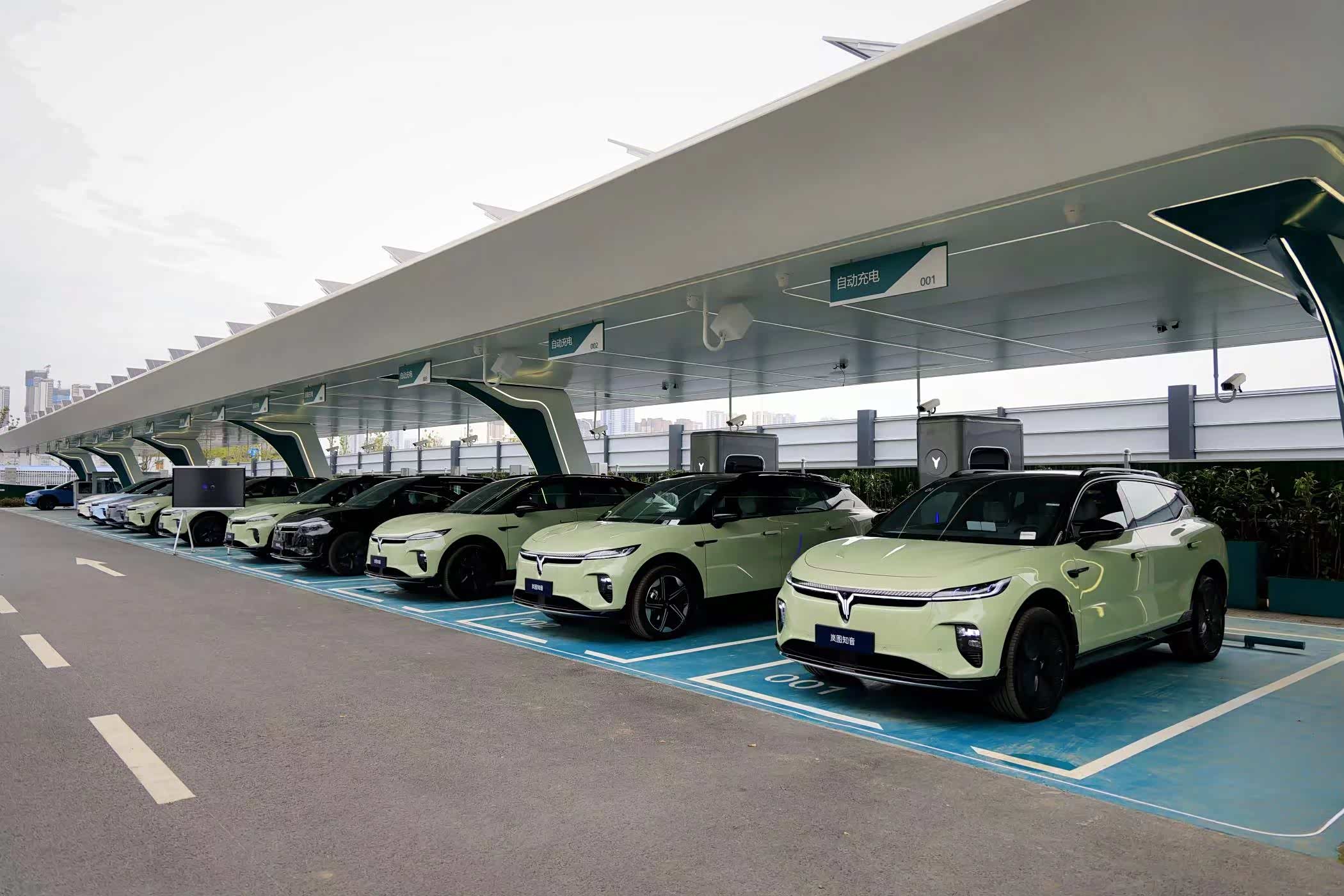 【文章】发现没，都是超充，5C强于5.5C，是噱头还是真香？要说目前20万级最炙手可热的两款纯电SUV，非极氪7X和岚图知音莫属，800V平台、600km+高续航都安排上了。不过，都是超充 ...