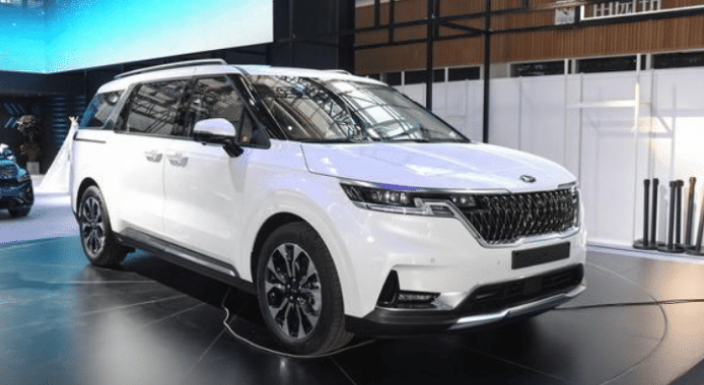 【文章】全新起亚嘉华的具体长宽高尺寸分别是5155×1995×1740毫米，轴距是3090毫米，车身的宽度和轴距都比别克GL8出色，所以它的车身车内空间是非常宽裕的，第2排座椅是独立座椅，还 ...