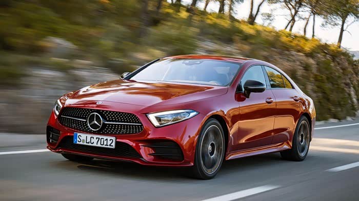 【文章】2004年见到第一代CLS时，我感到了惊艳。第二代CLS当然也很漂亮，但已经不能给我惊艳的感觉了。至于这次刚问世的第三代CLS，则只能 ...